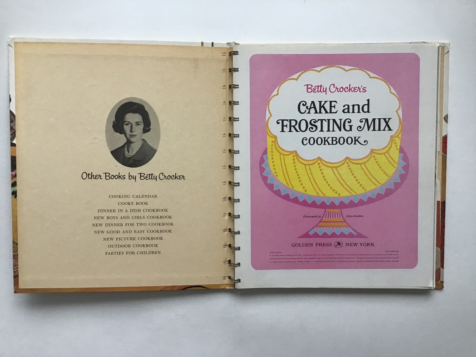 Betty Crocker Cake and Frosting Mix Cookbook First Edition - Etsy