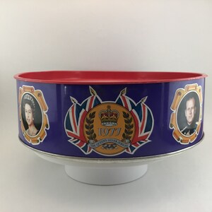 Queen Elizabeth II Silver Jubilee Tin 1952 1977 Nabisco Tea Time ...