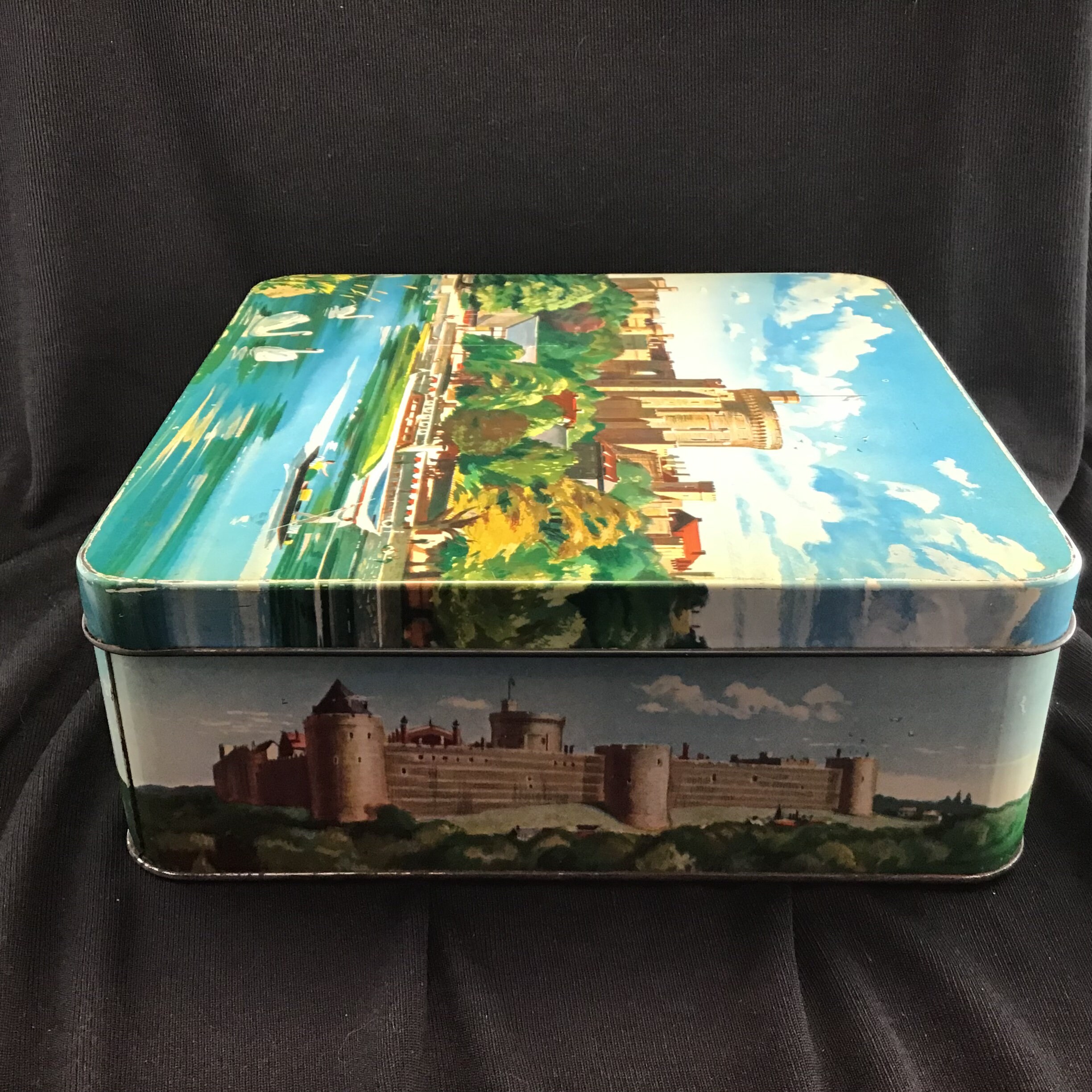 Peek Frean Windsor Castle Tin Biscuit Tin British Biscuits Cookie Tin ...