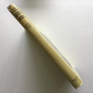 Her Majesty Queen Mary by Louis Wulff Hardcover First Edition an ...