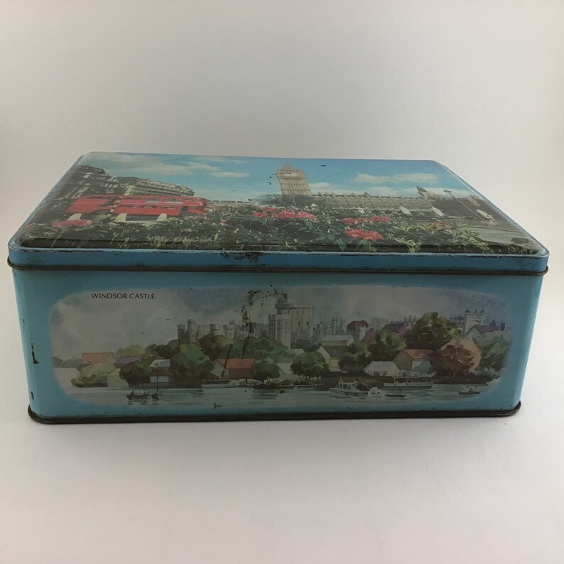 London Landmarks Biscuit Tin British Biscuits Cookie Tin Carrs Famous ...