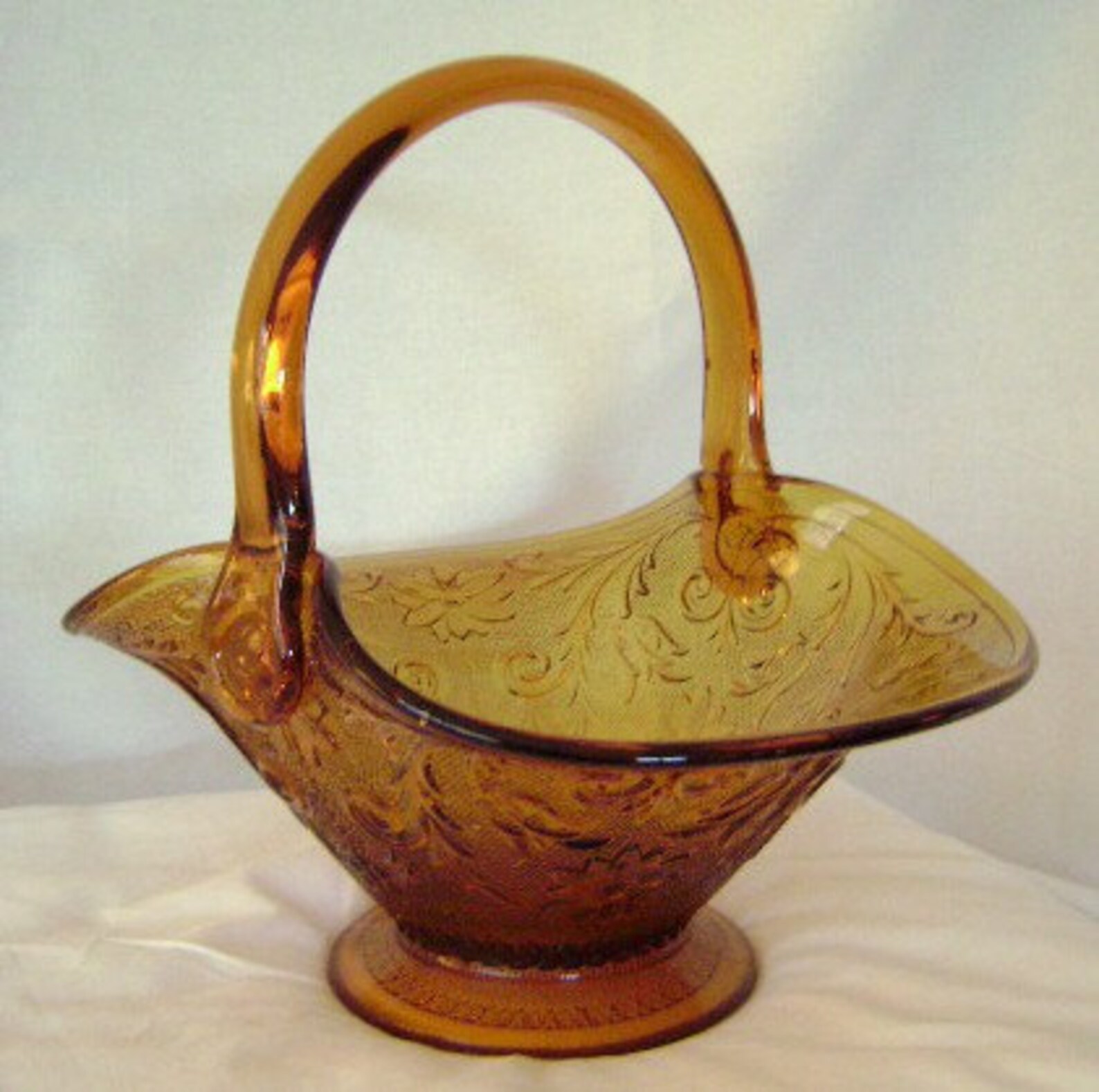 Tiara Indiana Glassware Large Basket With Handle - Etsy