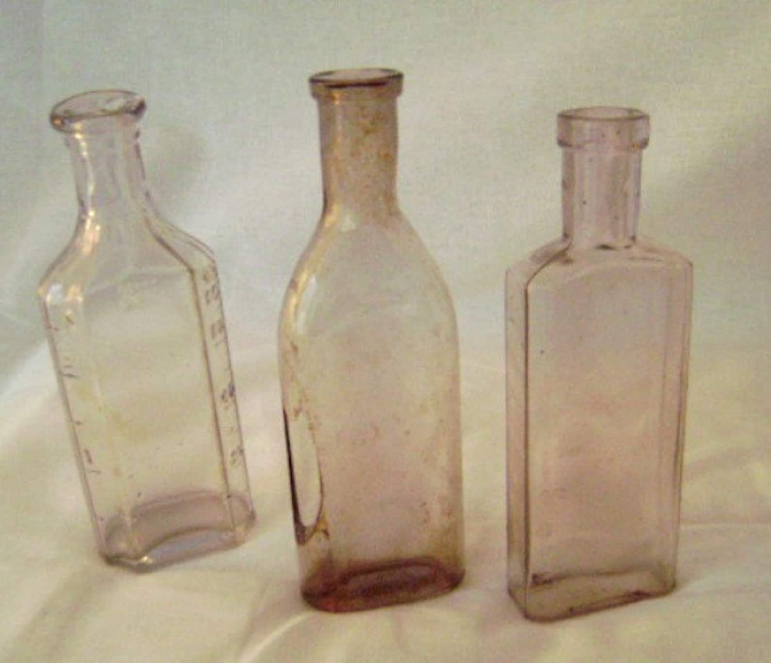 Antique Vintage Glass Flask Bottles - Etsy Nederland