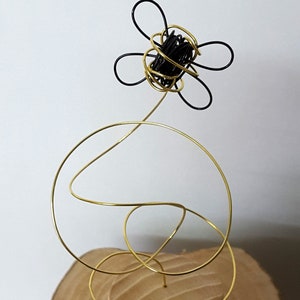 Small Wire Sculpture, Bumble Bee Art, Mixed Media, Wire Art, Mothers ...