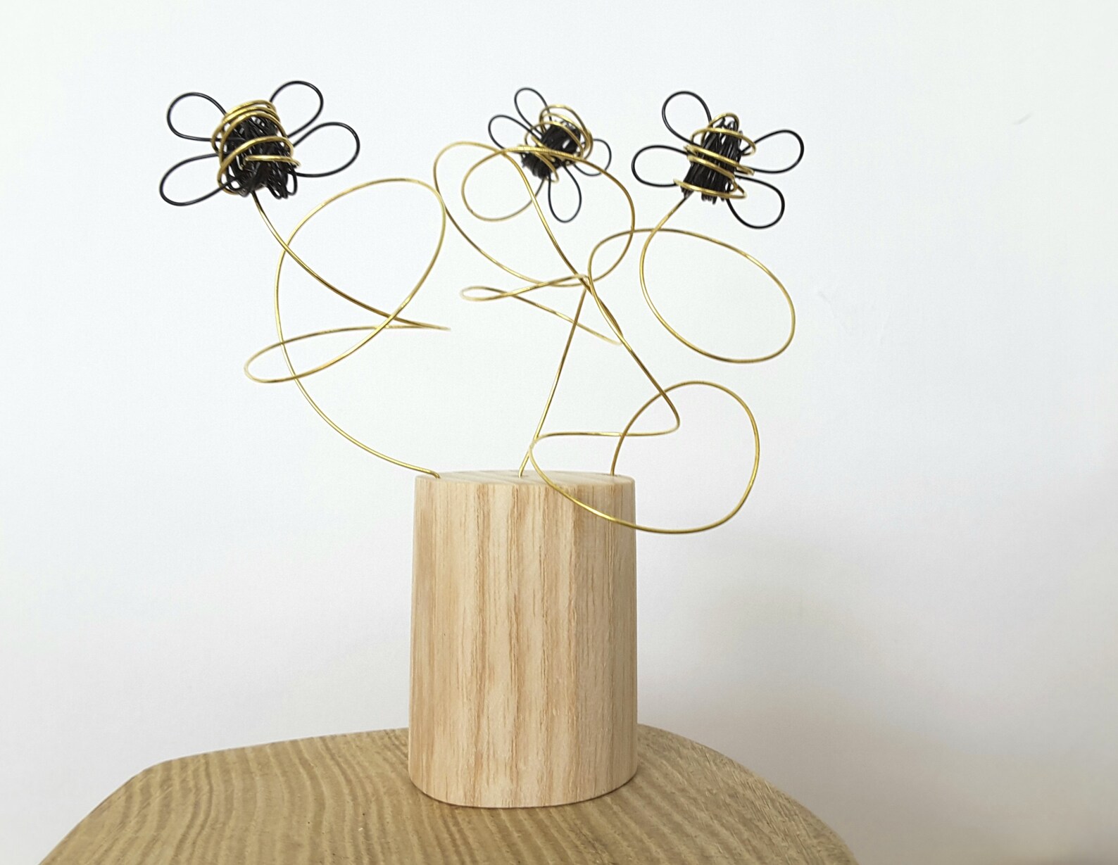 Bee Sculpture Wire Sculpture Small Wire Sculpture Wire Bees - Etsy