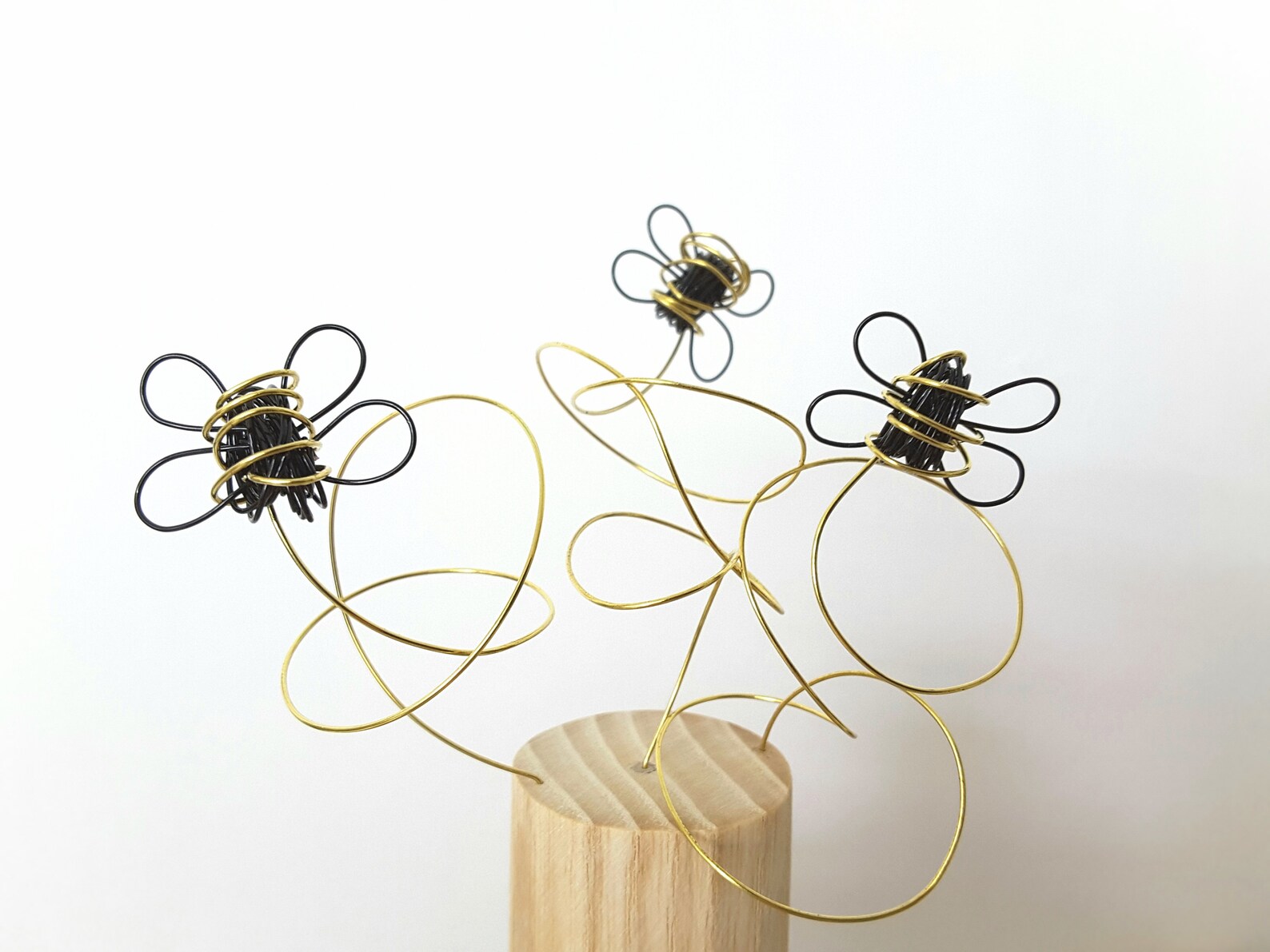 Bee Sculpture Wire Sculpture Small Wire Sculpture Wire Bees | Etsy