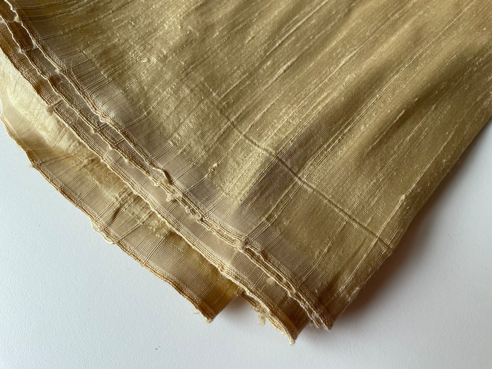 Beige Gold Shantung Raw Silk Fabric: Bridal Wedding Dress Material Nr ...
