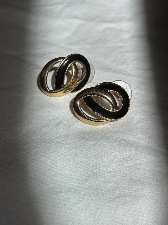 VGT INTERLOCKING EARRINGS,vintage gold love knot earr… - Gem