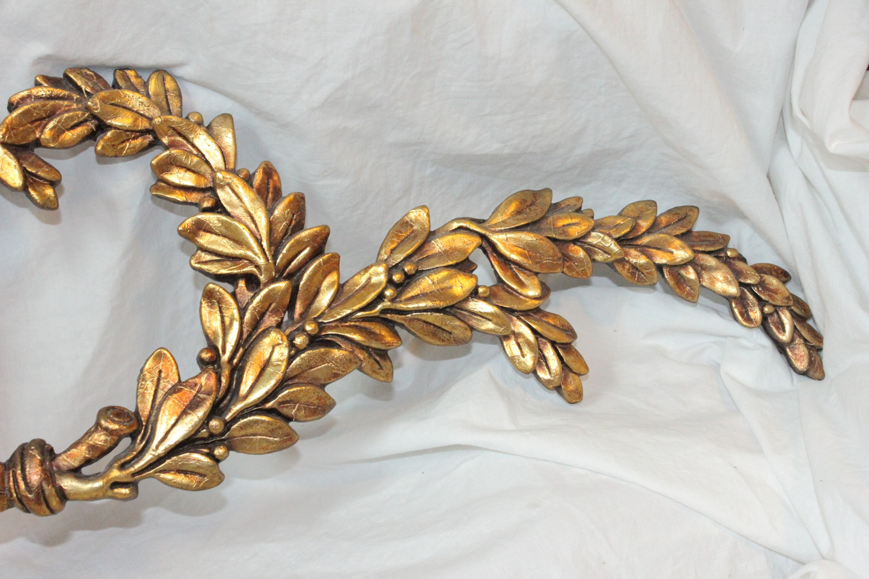 VINTAGE GILD WREATH Decor,vintage Gold Garland,vintage Laurel Wreath ...