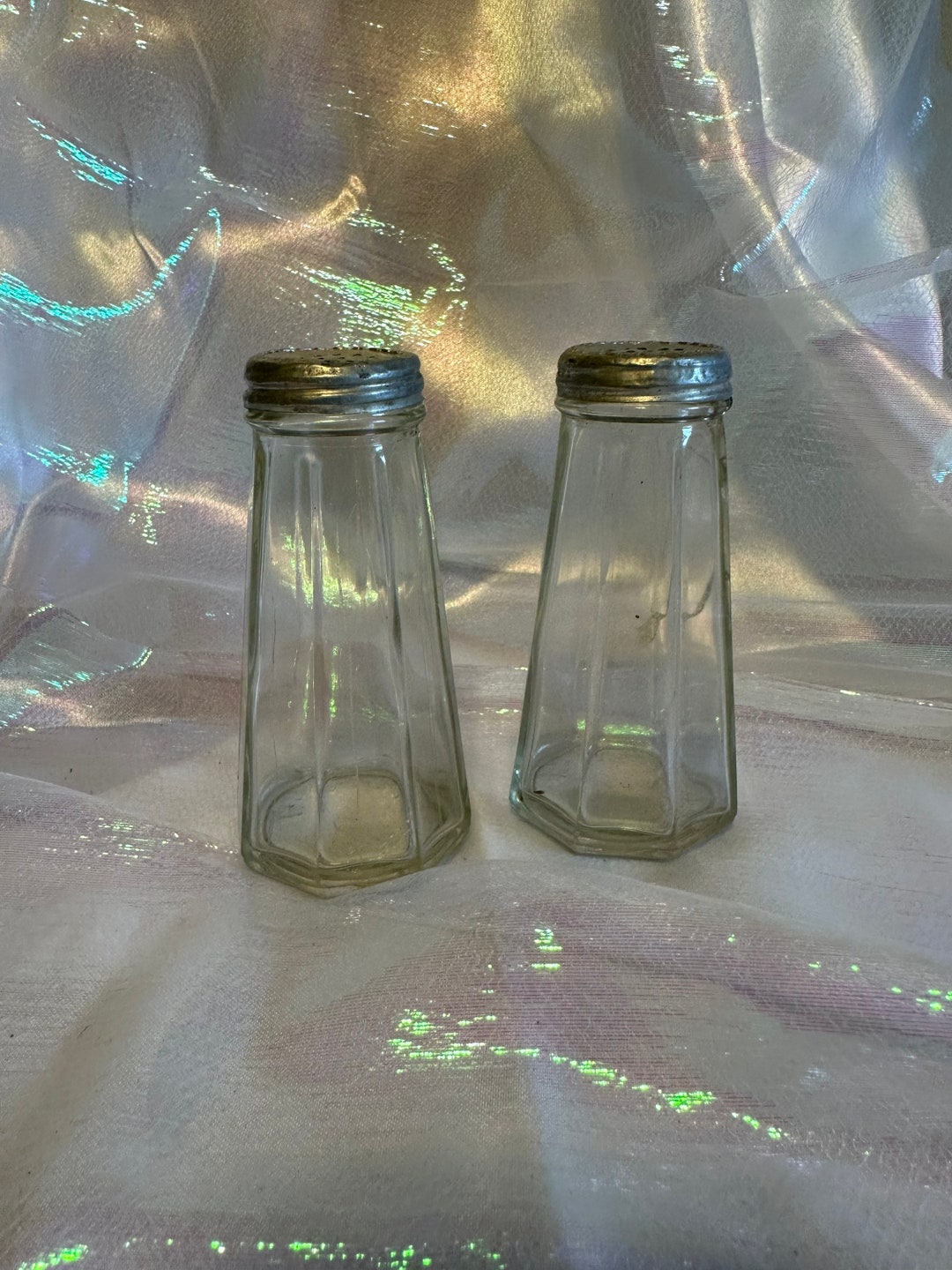 VINTAGE GLASS SALT Shakers,vintage Salt Shakers,depression Glass Salt ...