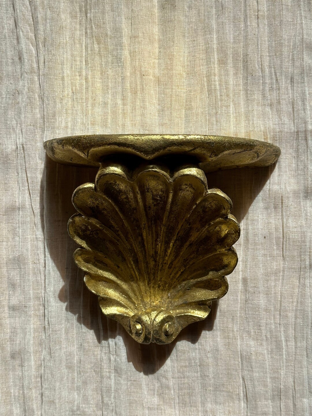 VINTAGE GOLD CLAM Shelf,vintage Big Clam Bracket,vintage Gold Bracket ...