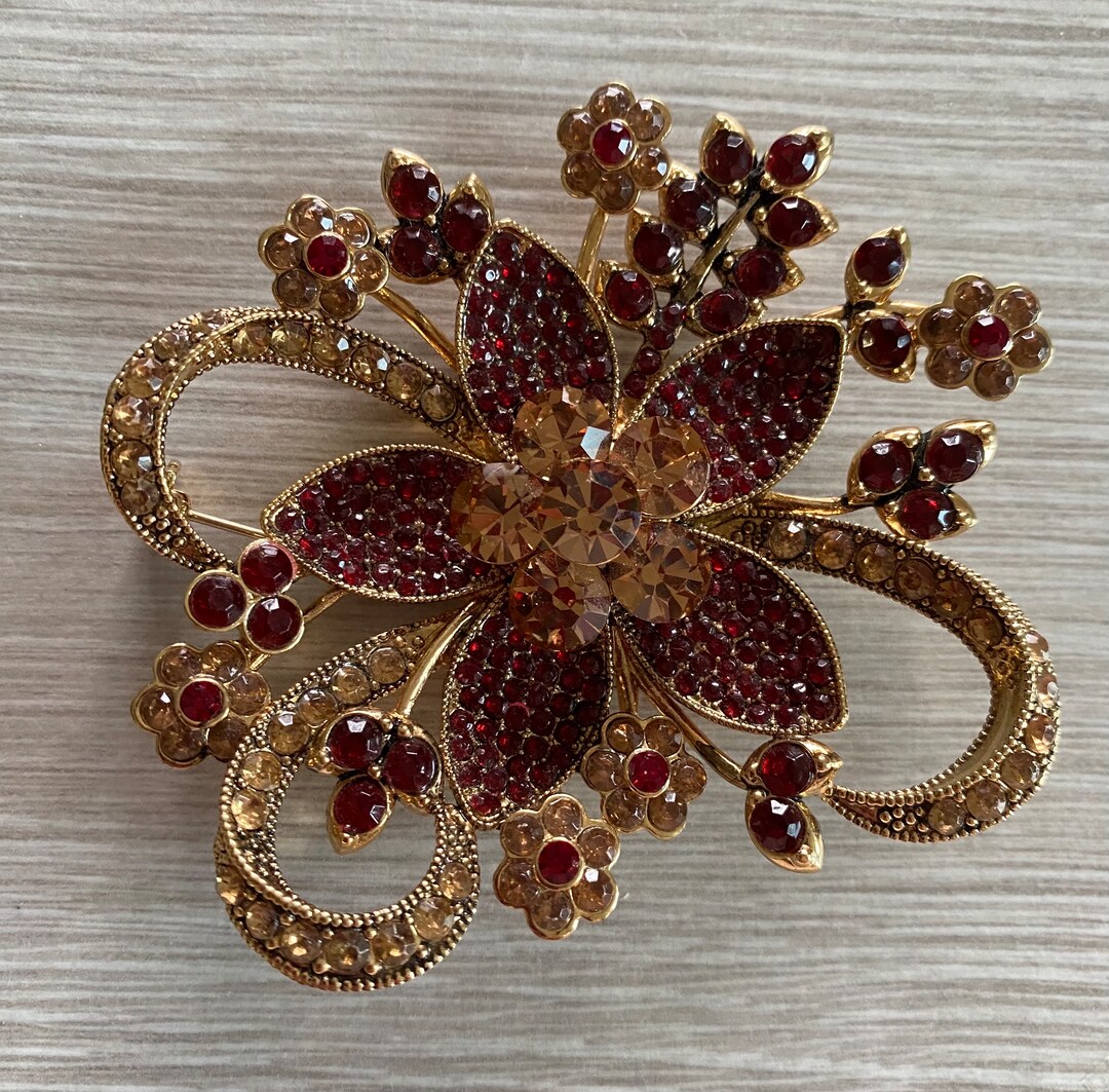 Large Red Glass Flower Brooch, Avon Commemorative Vintage Jewellery - Etsy
