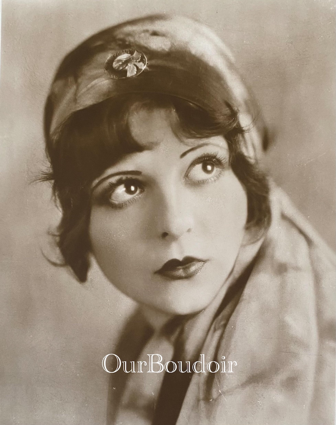 Silent Film Star Postcard, CLARA BOW 1920s Vintage Postcard Ross Verlag ...
