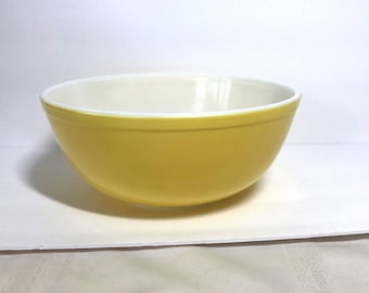 Large Yellow Pyrex Mixing Bowl - Etsy