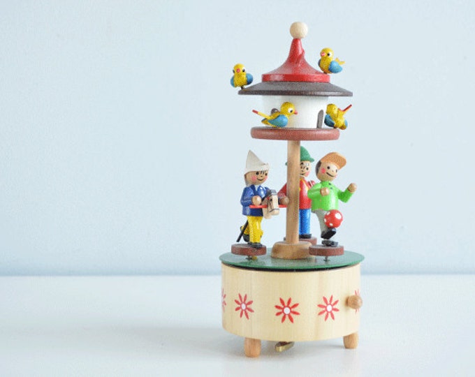 Vintage German Music Box / Steinbach Spinning Movement Boys Playing ...