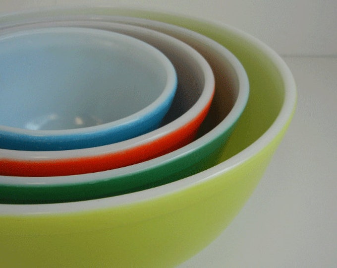 Vintage Pyrex Nesting Bowls / Primary Colors Set of Four Mixing Bowls ...