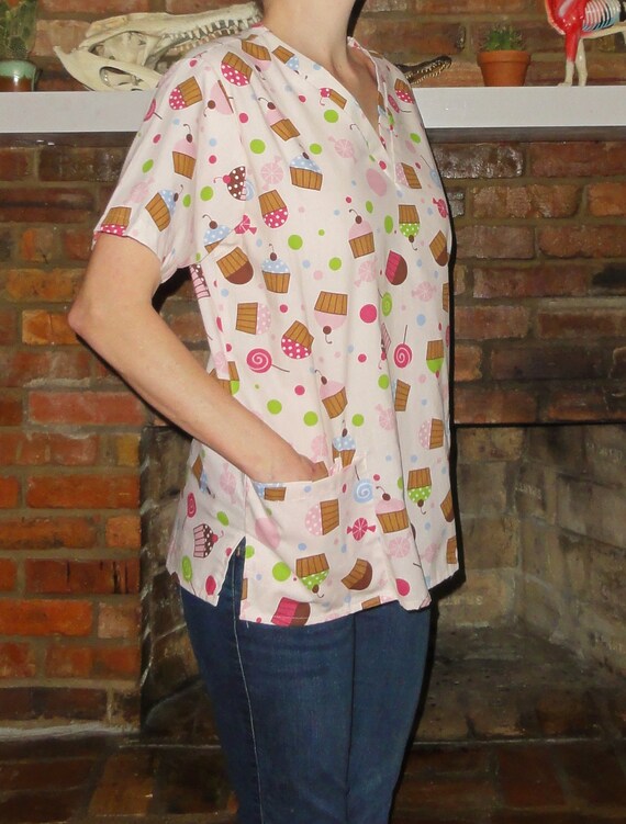 Vintage nurse scrubs top - Gem