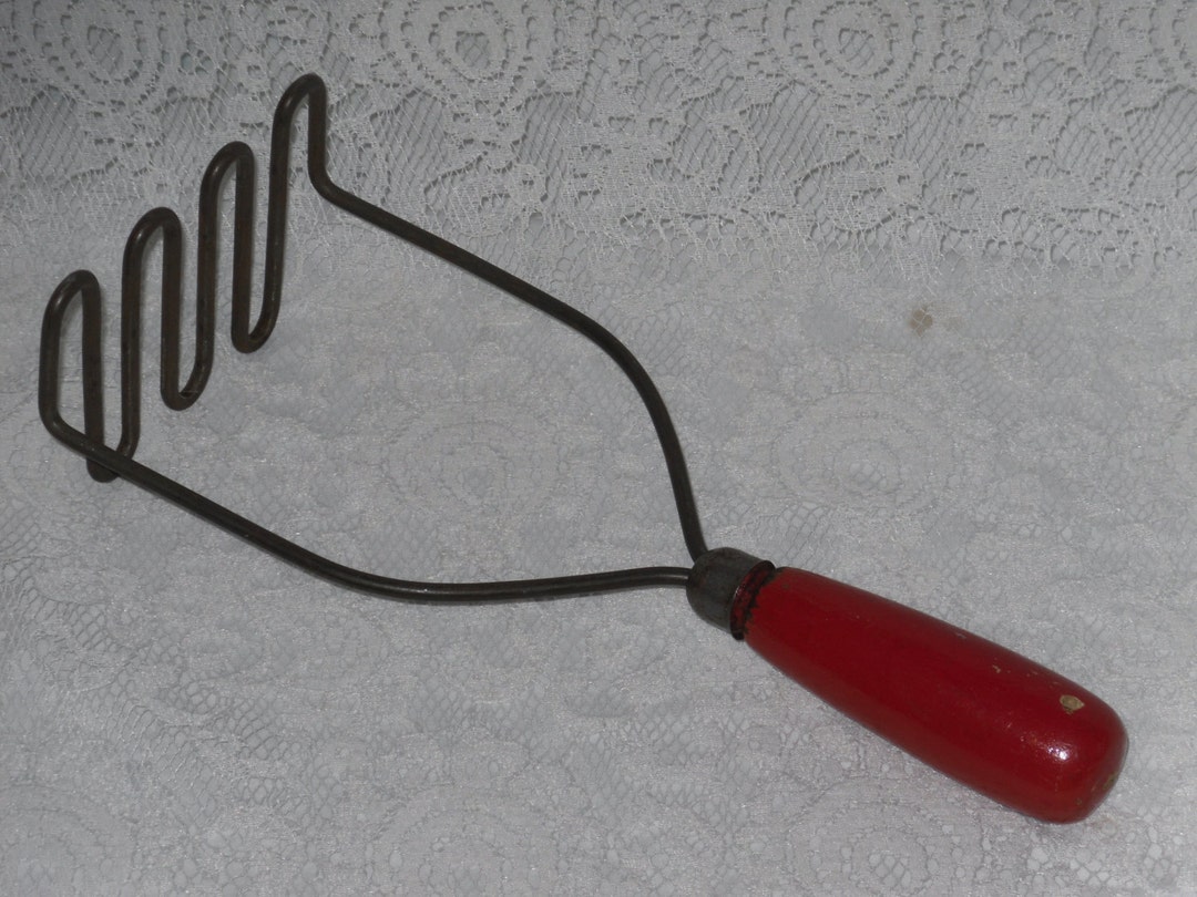 Red Handle Potato Masher Food Wood Kitchen Vintage 1950's - Etsy