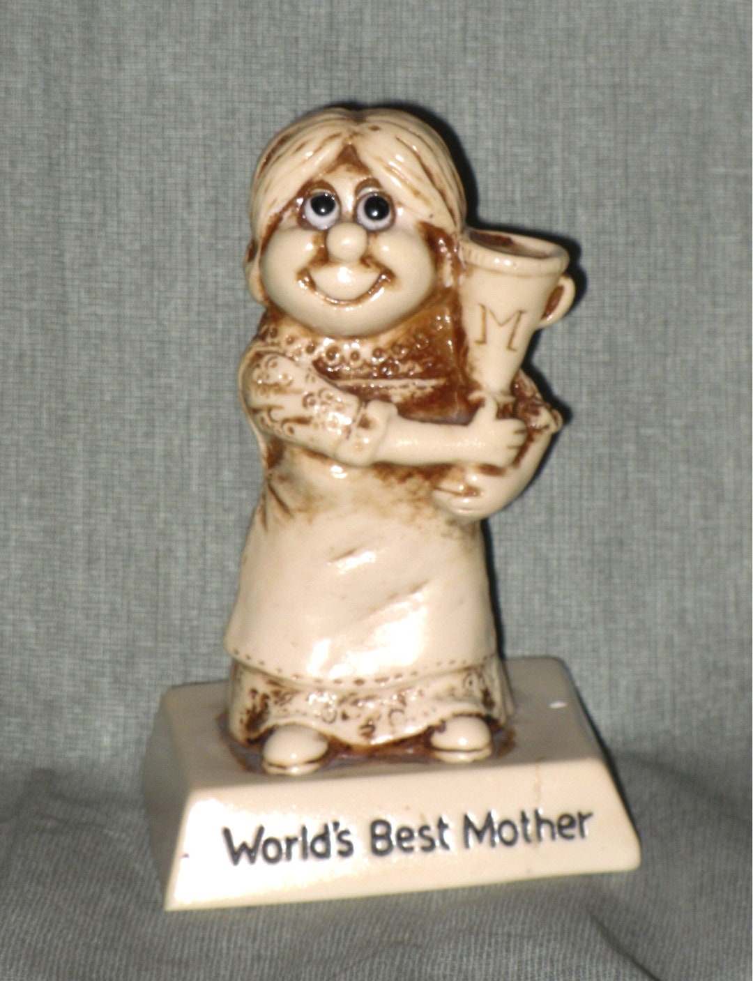 World's Best Mother Russ Berrie Figurine Vintage 1976 Mother's Day ...