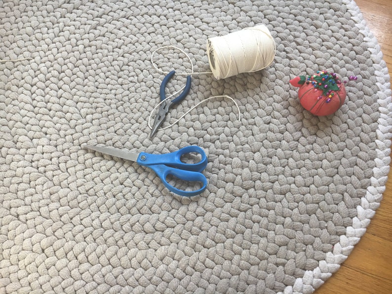 Round Hand Braided Linen Rug - Etsy