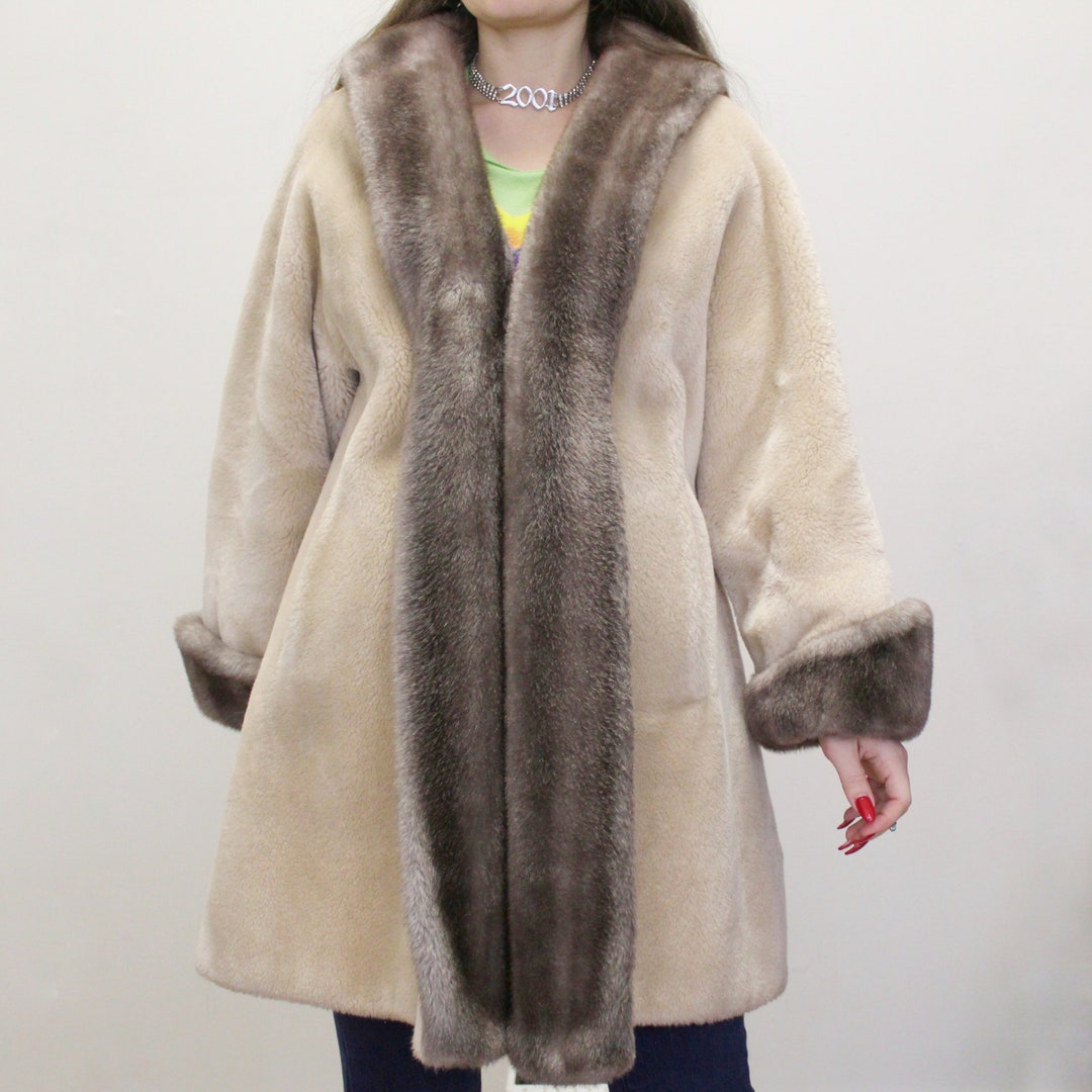 Vintage 60s Faux Fur Coat by Princeton's O'llegro Cream Tan Faux Fur ...