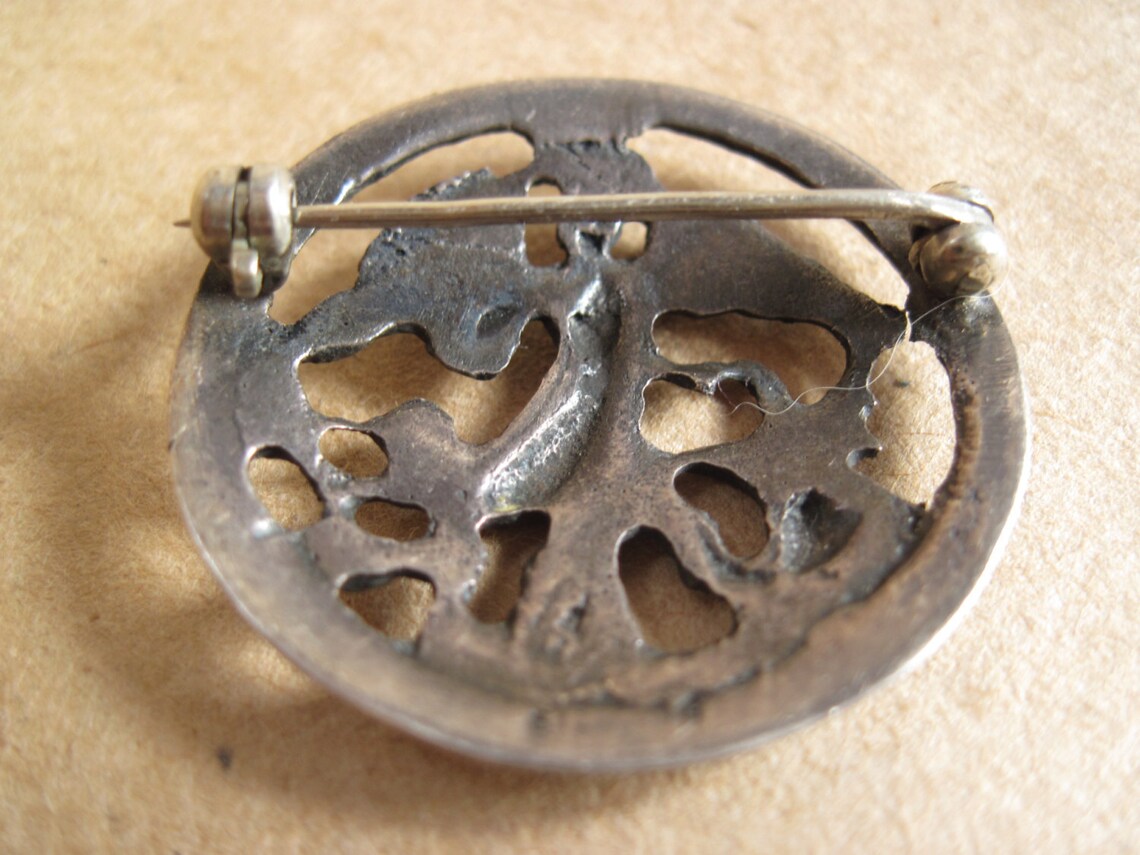 Peruzzi Cini Style Brooch - Etsy