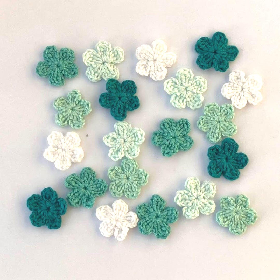Crochet Appliques, Crochet Flowers, 20 Small Applique Flowers ...