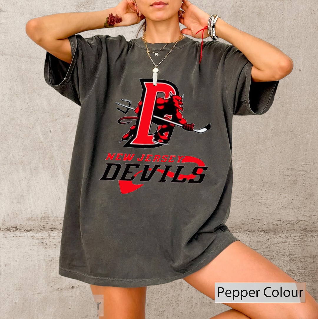 Comfort Colors New Jersey Devils Shirt, Merch Vintage 90s Sweatshirt ...