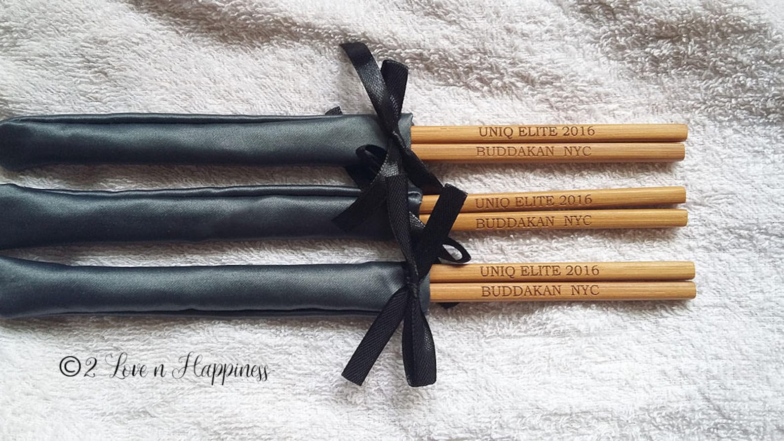 20 Pairs of Personalised Engraved Chopsticks in Fabric Sleeves - Etsy