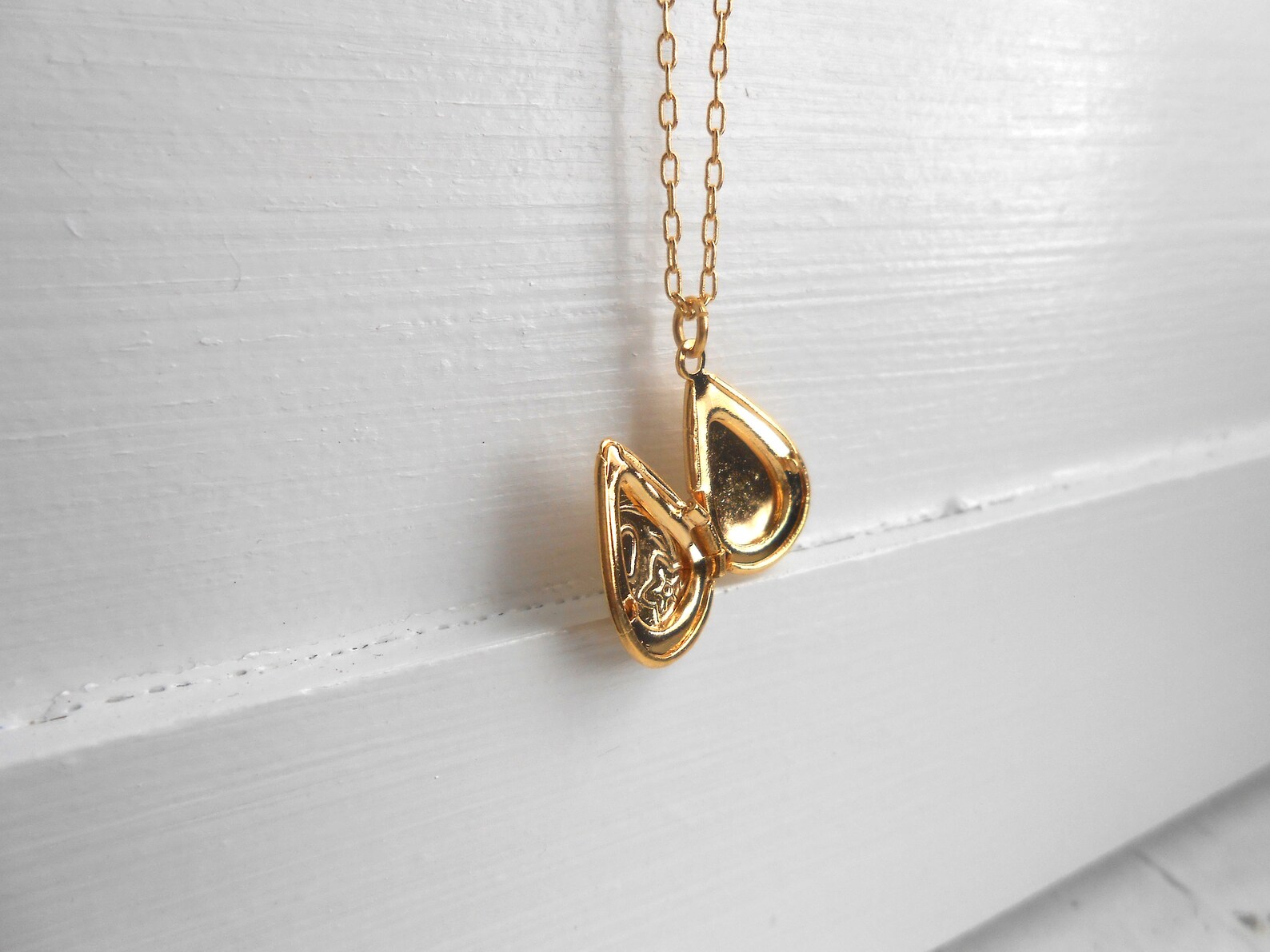 Tiny Teardrop Locket Necklace Engraved Floral Heart - Etsy