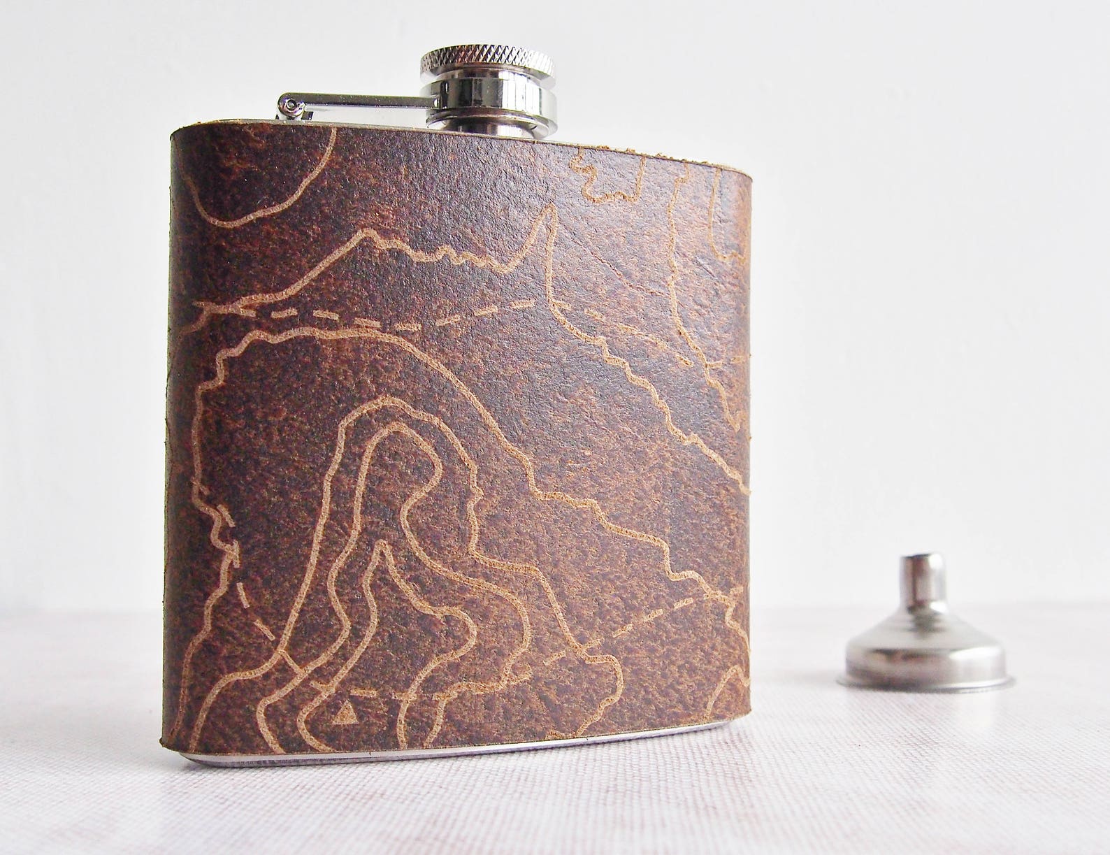 Three Peaks Leather Flask Topography Hip Flask Personalised - Etsy