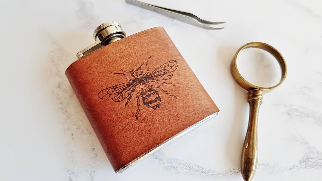Honey Bee Hip Flask, Natural Sciences Gift Custom Hip Flask ...