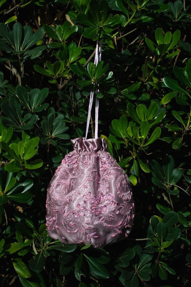 Gorgeous Lace Embroidered Bag Purse Wristlet Mauve Pink Money Bag ...