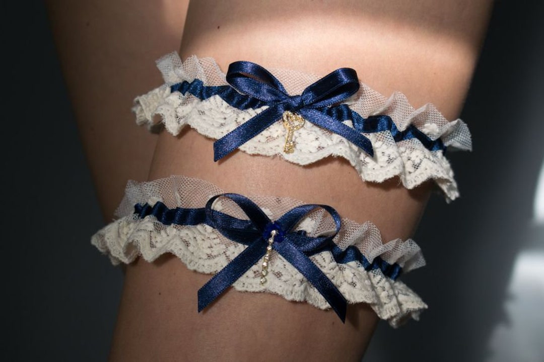Set of Bridal Garters Tossing Garter for Your Wedding, Hen Night Lace ...