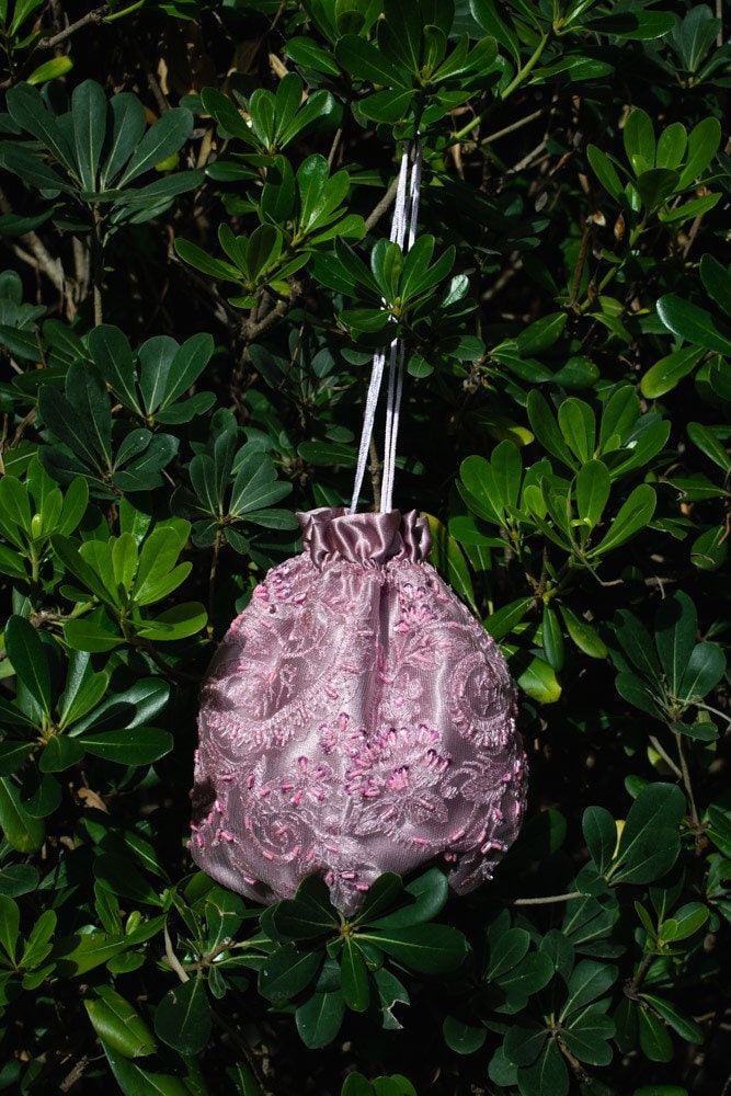 Gorgeous Lace Embroidered Bag Purse Wristlet Mauve Pink Money Bag ...