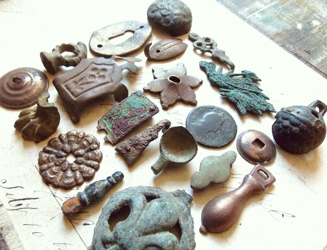 Lot G - Ancient, Tudor, Medieval, Roman, Bronze, Excavated Antiquities ...