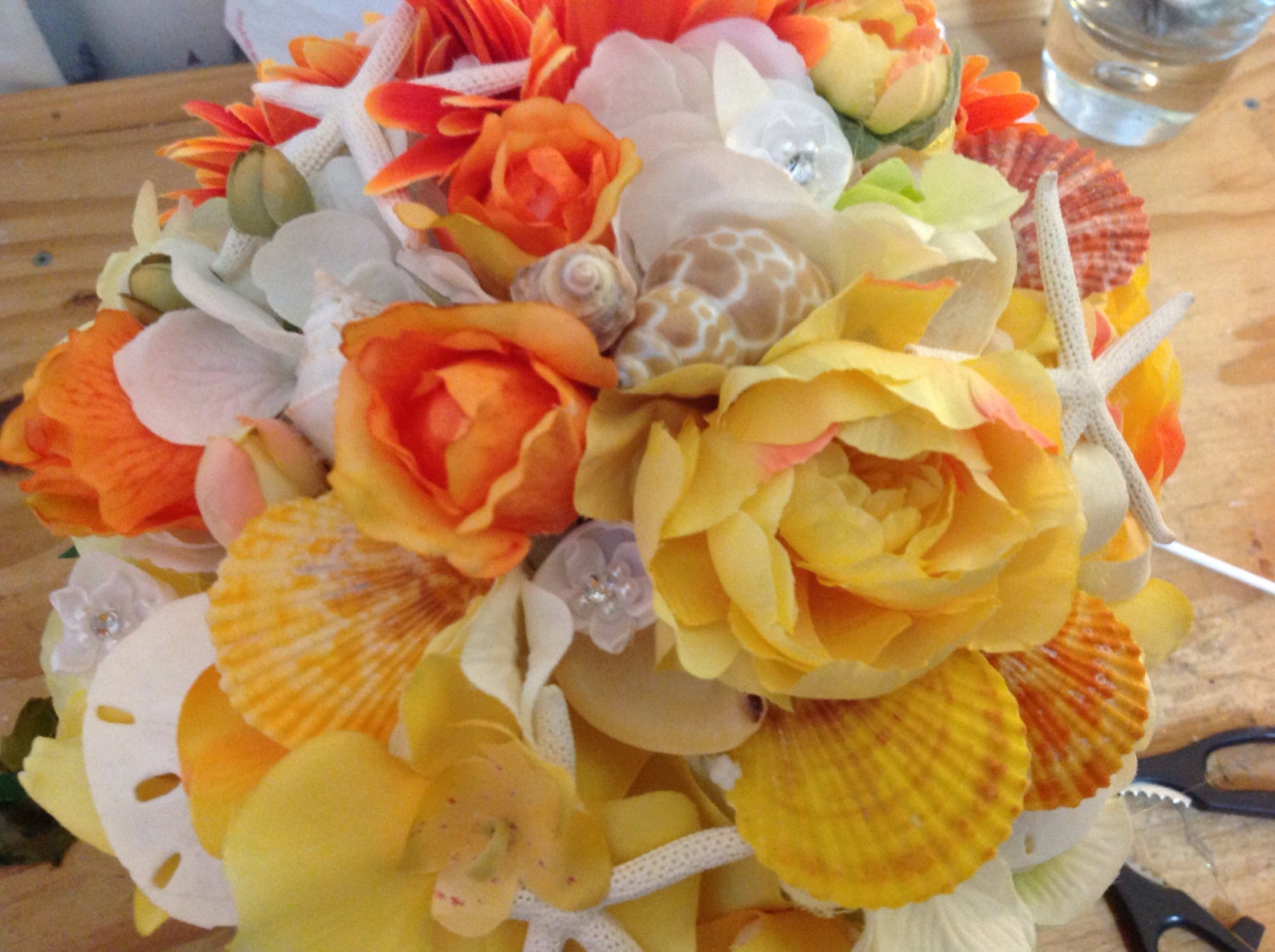 Ramo de novia de concha tropical con flores de color esvivo en - Etsy ...