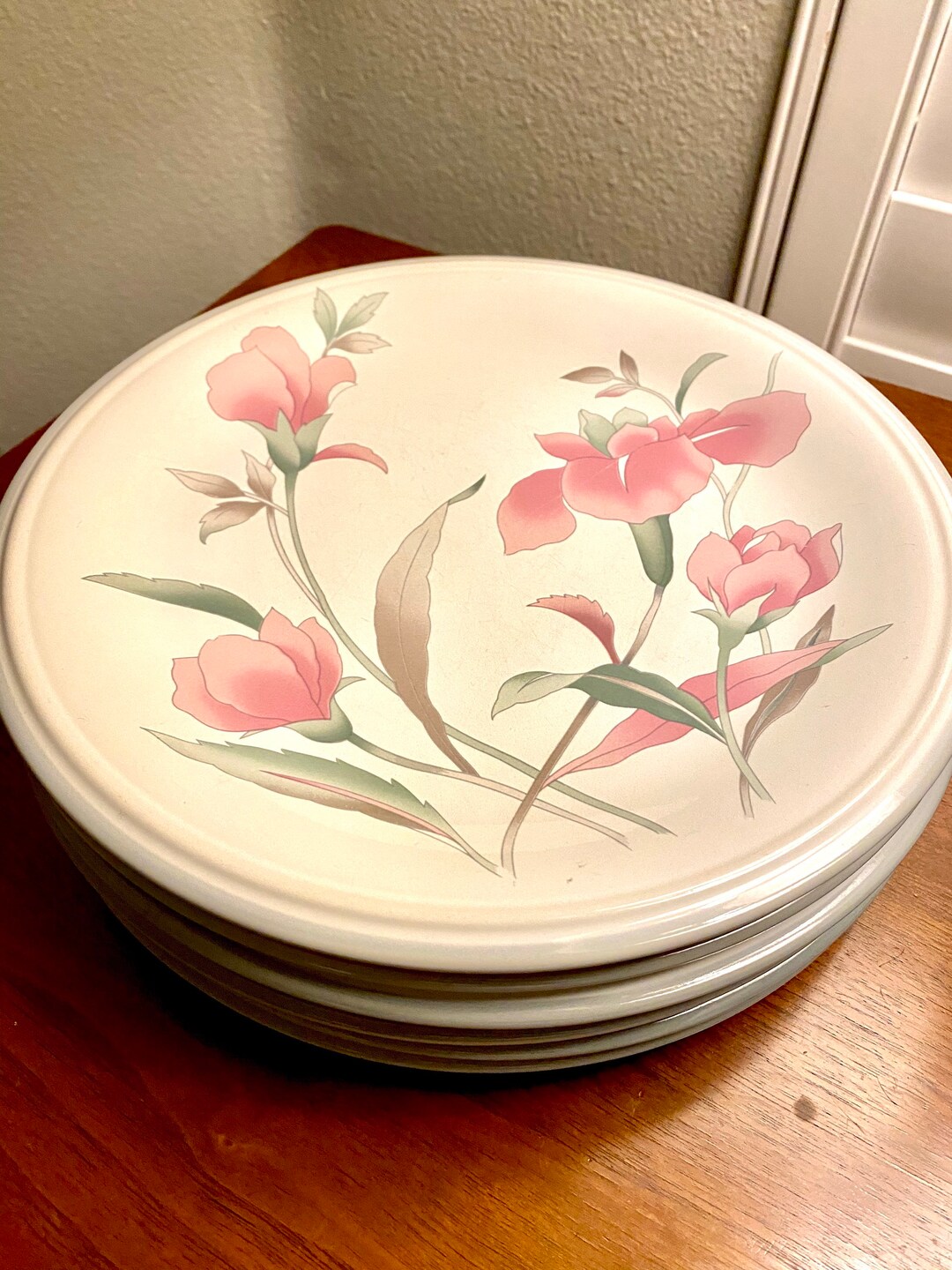 6 80s Vintage Dinner Plates Design and Color Iconic 1980s May Flowers ...