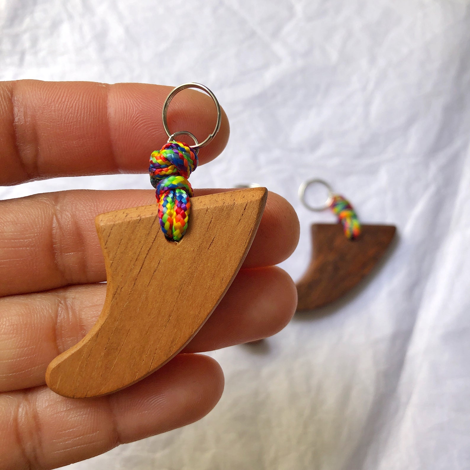 Hawaiian Koa Surf Fin Keychain - Etsy
