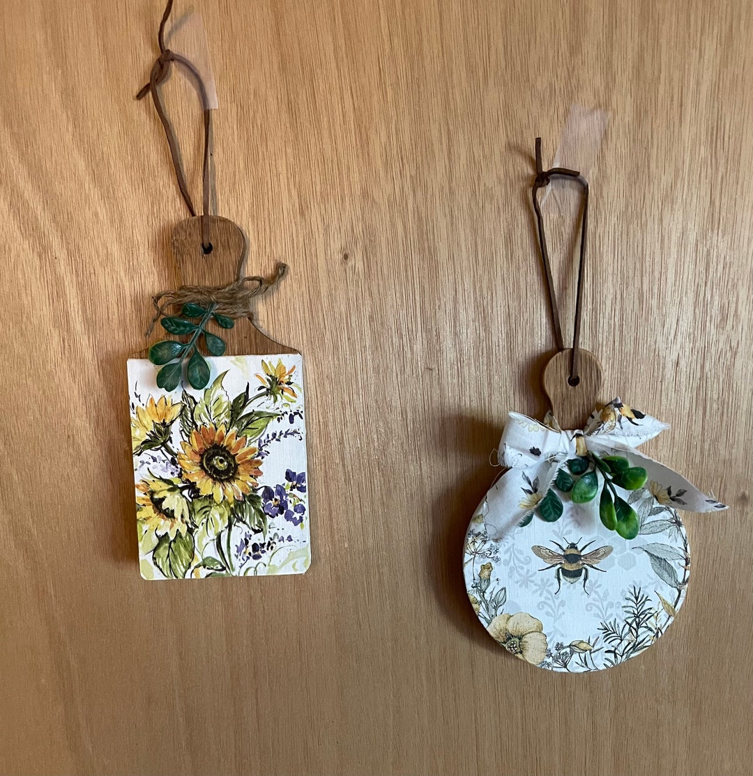 Mini Hanging Sunflower and Bee Boards - Etsy