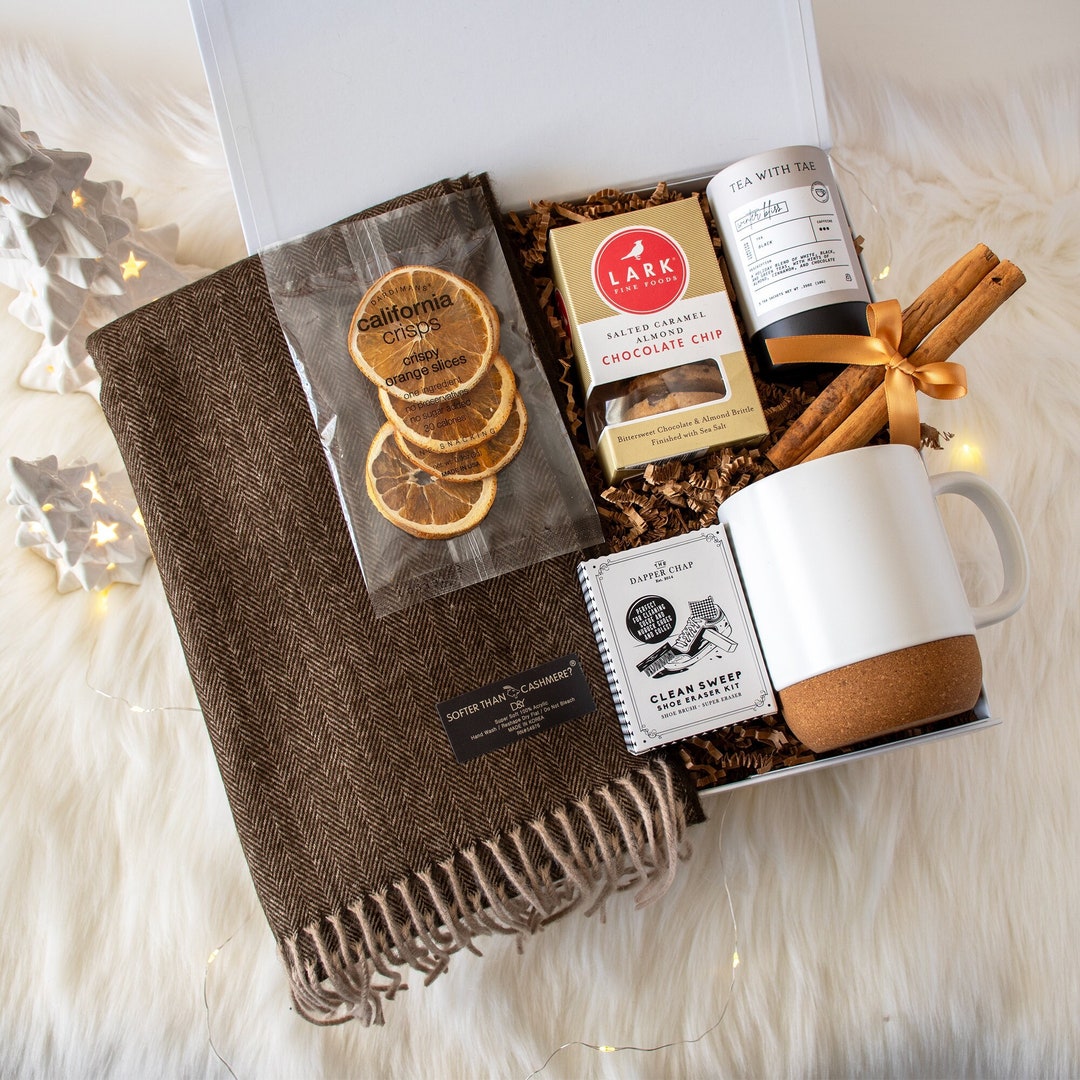 Unique Holiday Gift Basket for Employee, Corporate Christmas Gift Box ...