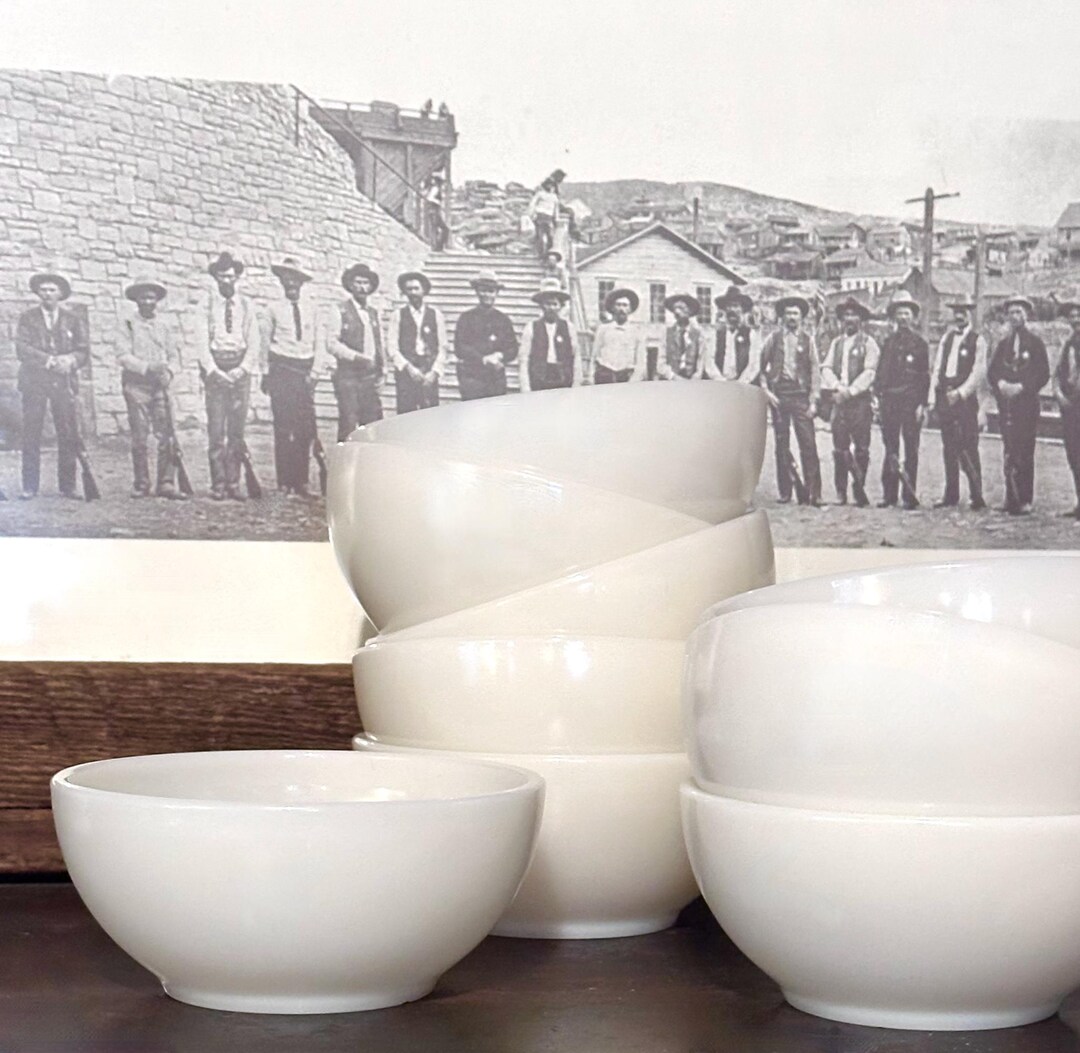 Fire King, White Chili Bowl, Oven Ware, Anchor Hocking Glass, Lancaster ...