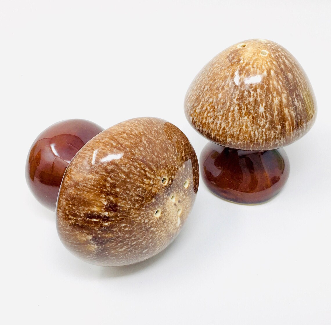 Hull Pottery Mushroom Salt and Pepper Shakers Brown Drip - Etsy