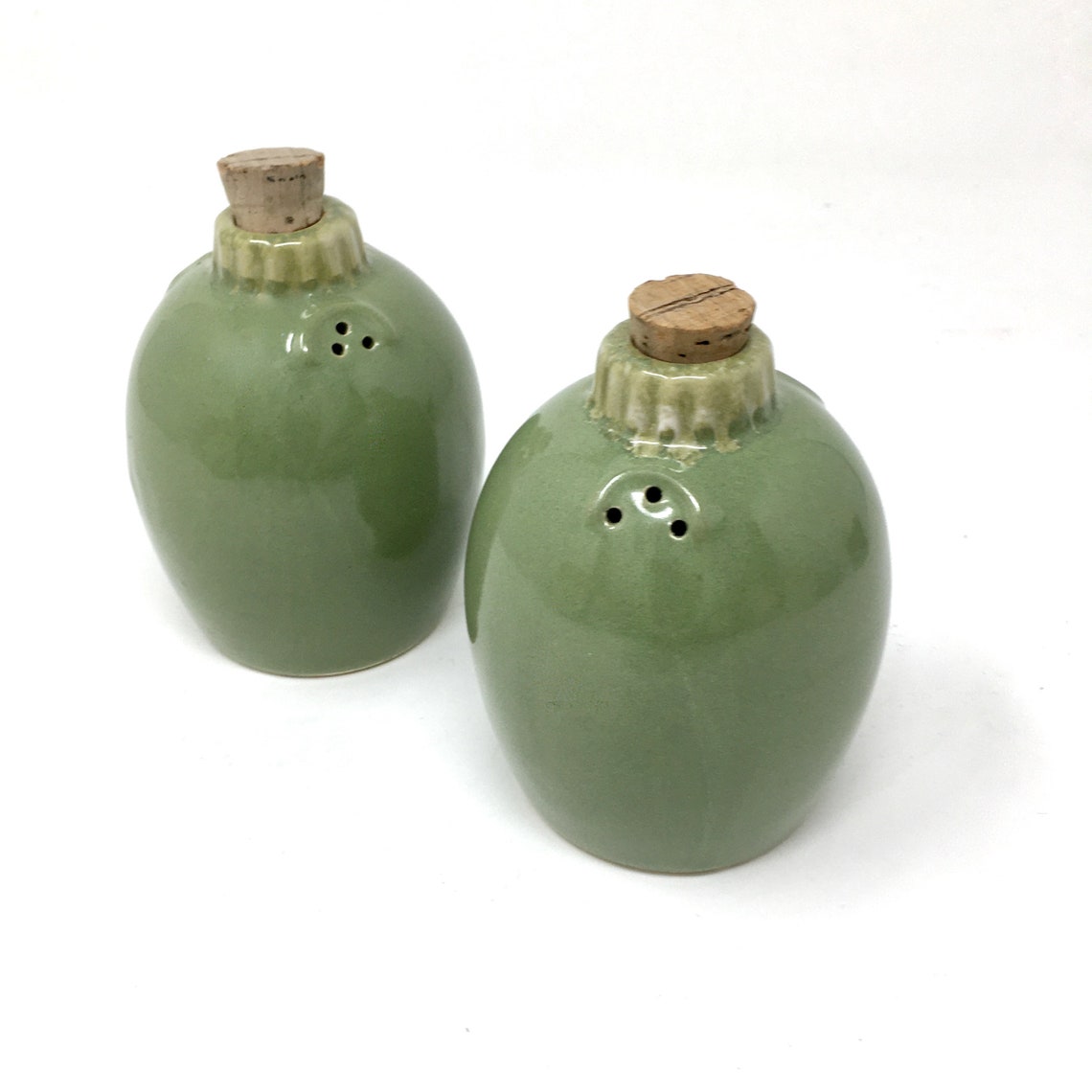 Hull Pottery Avocado Salt and Pepper Shakers Hull Pottery | Etsy