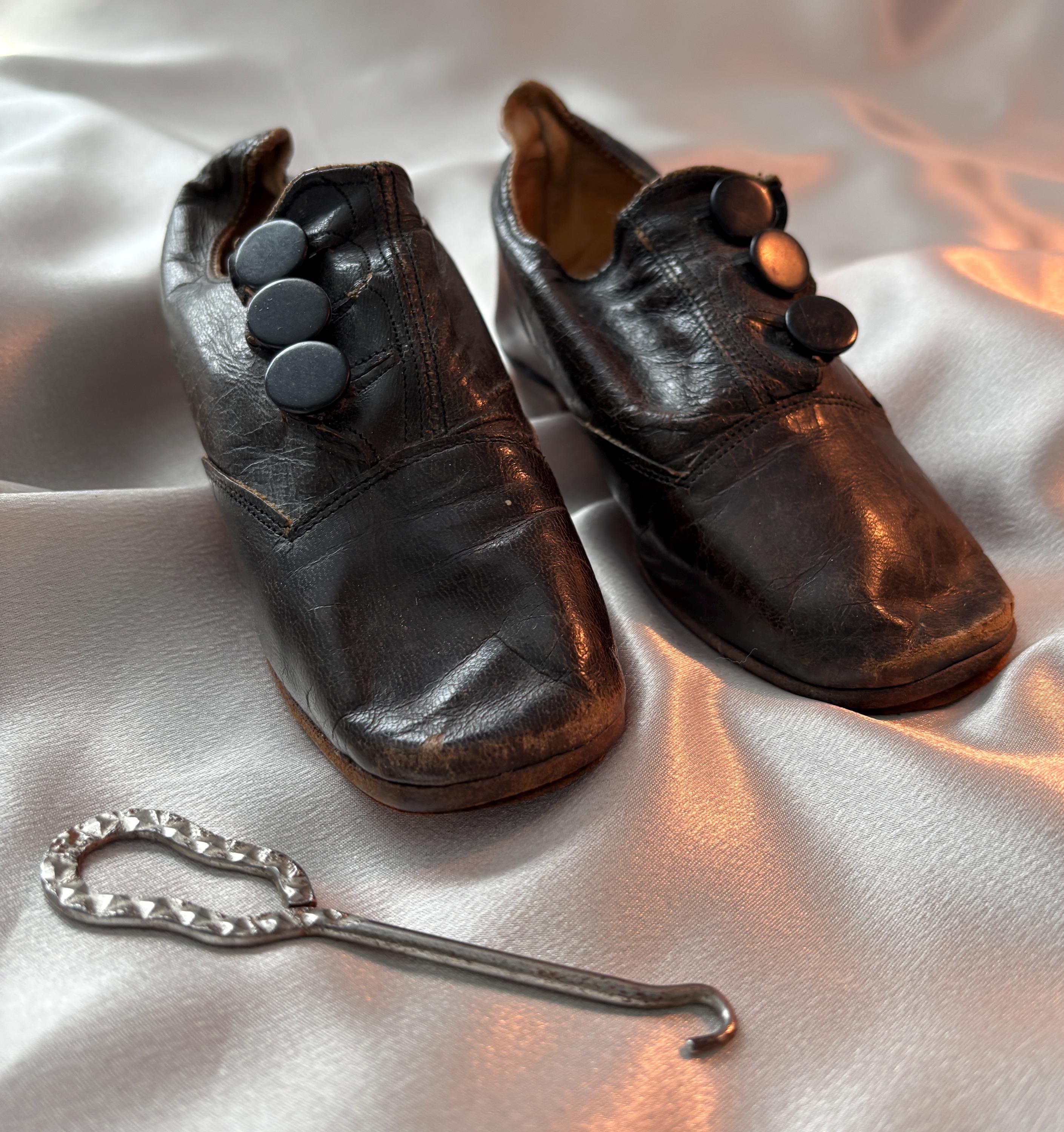 Victorian Button-up Child Shoes With Button Hook - Etsy