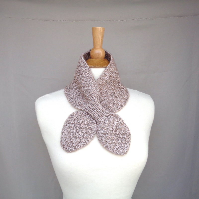 Knit Keyhole Scarf - Etsy