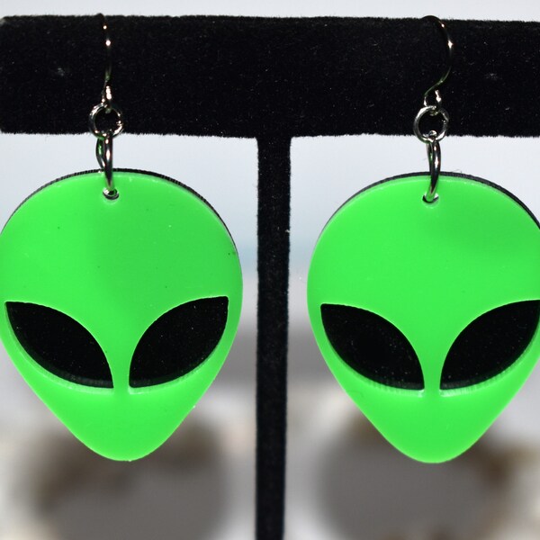 Green Alien - Etsy