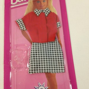Vintage 90s Mattel Barbie Great Weekend Fashions Red, White & Black ...
