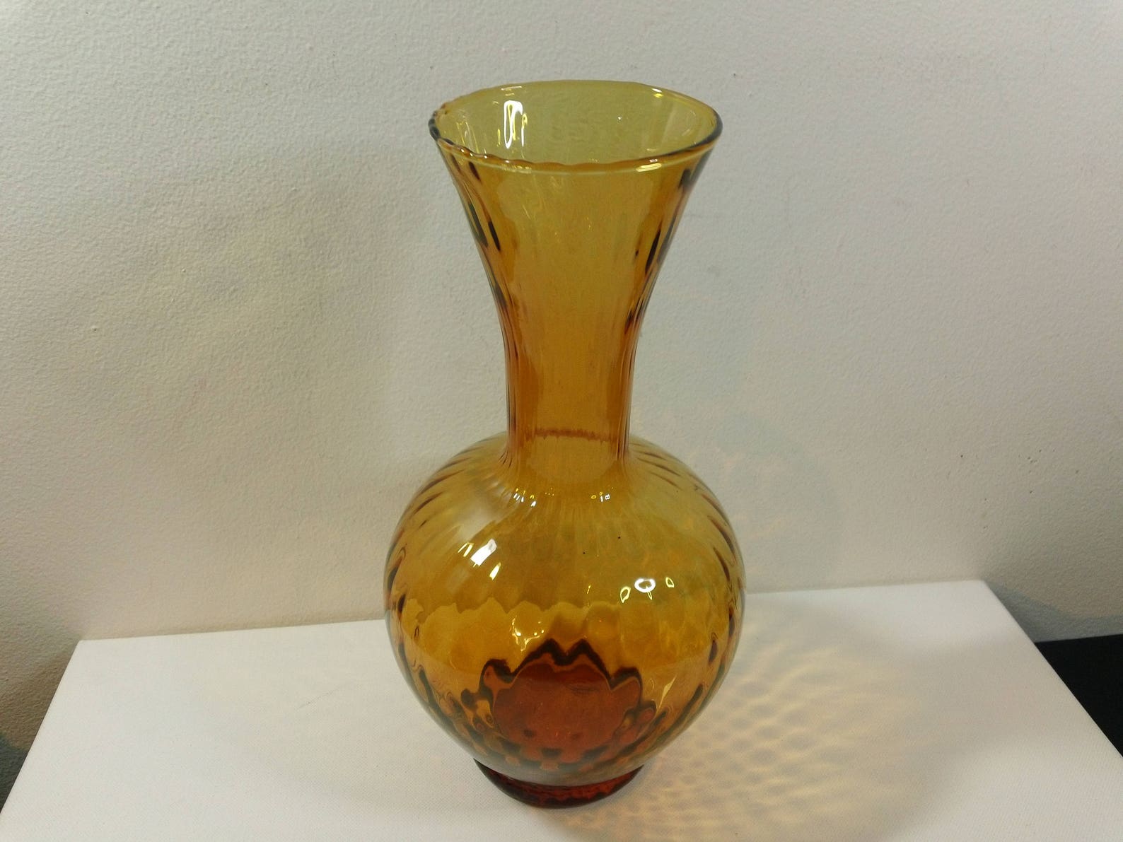 Vintage Amber Diamond Optic Pattern Glass Vase - Etsy