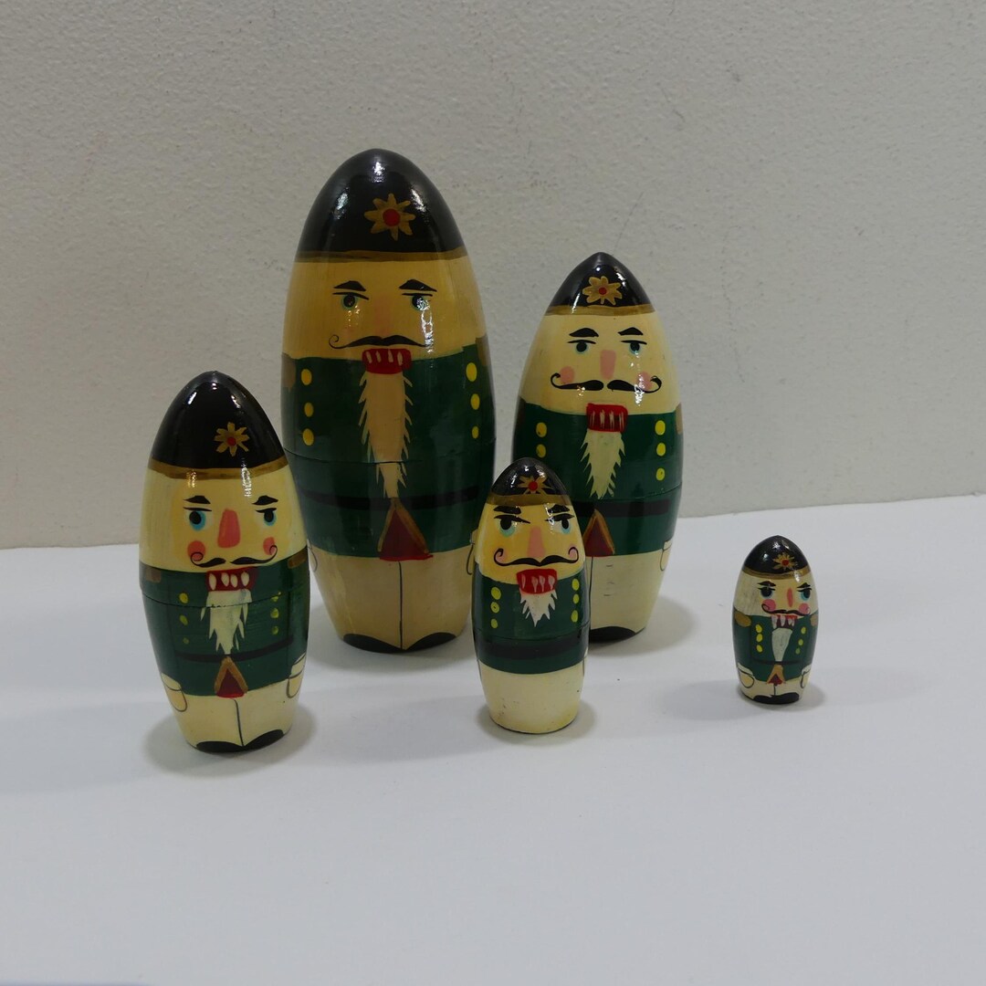 Vintage 5-piece Wooden Toy Soldier Russian Matryoshka Nesting Doll Made ...